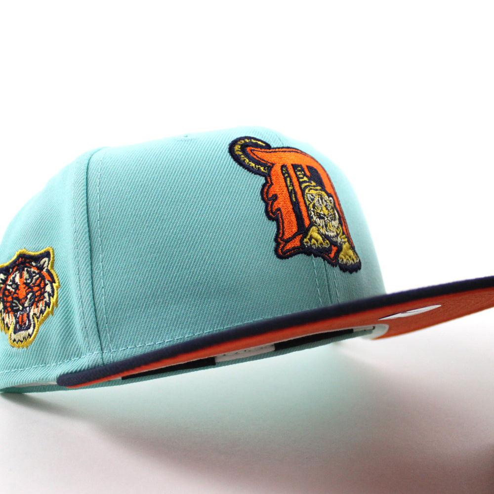 Detroit Tigers TIGER PATCH New Era 59Fifty Fitted Hat (BLUE TINT NIGHT ...