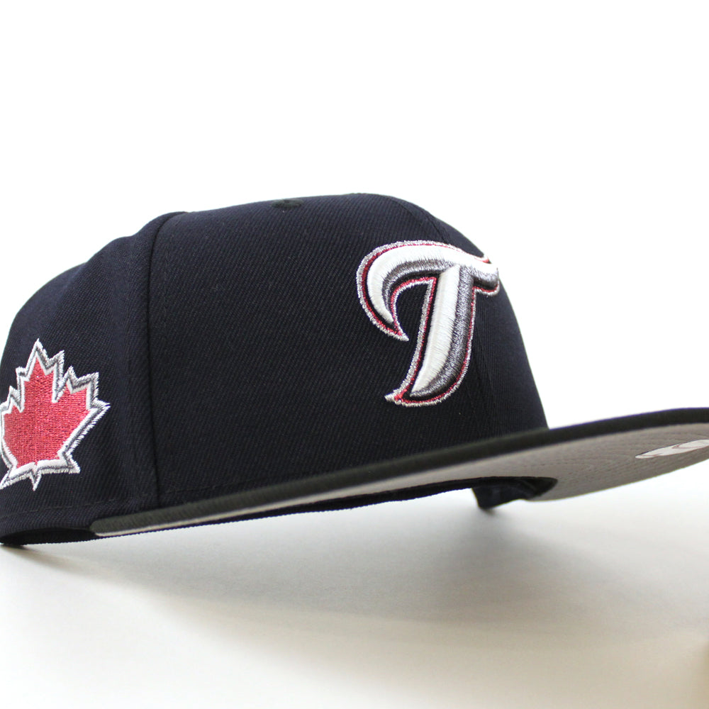 Toronto Blue Jays Maple Leaf Patch New Era 59Fifty Fitted Hat (Navy Bl ...