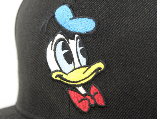 Donald Duck New Era 59Fifty Fitted Hat (Black Gray Under Brim) - DISNEY ...